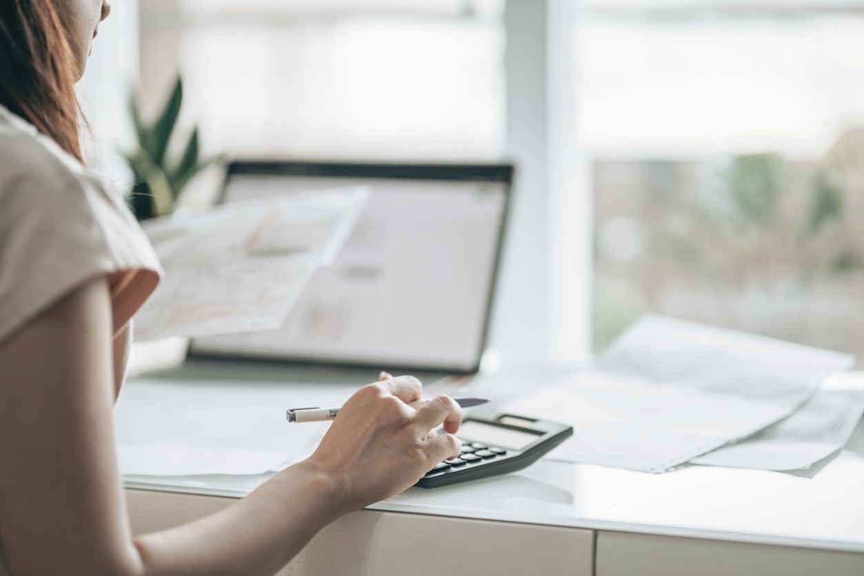 Can Debt Collectors Report to Credit Bureaus? - JG Wentworth
